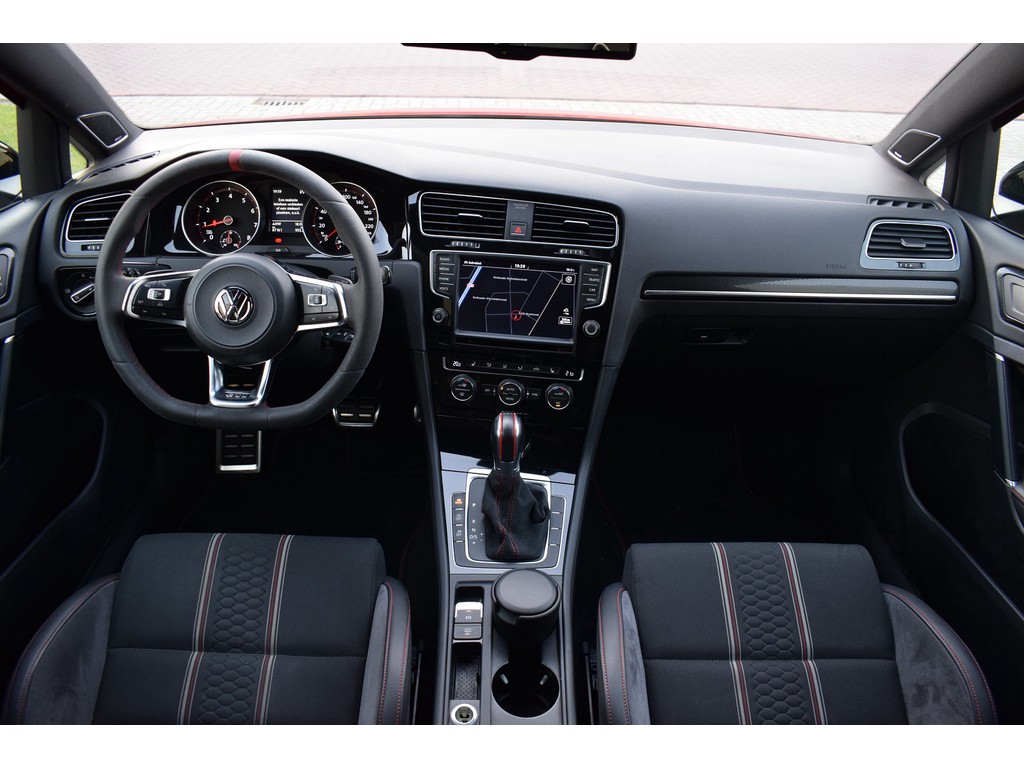 Volkswagen Golf GTI Clubsport 2.0 TSI DSG 265pk - Hentra Auto's